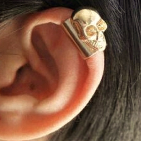 Accessories | 3d Skull Ear Cuff | Poshmark